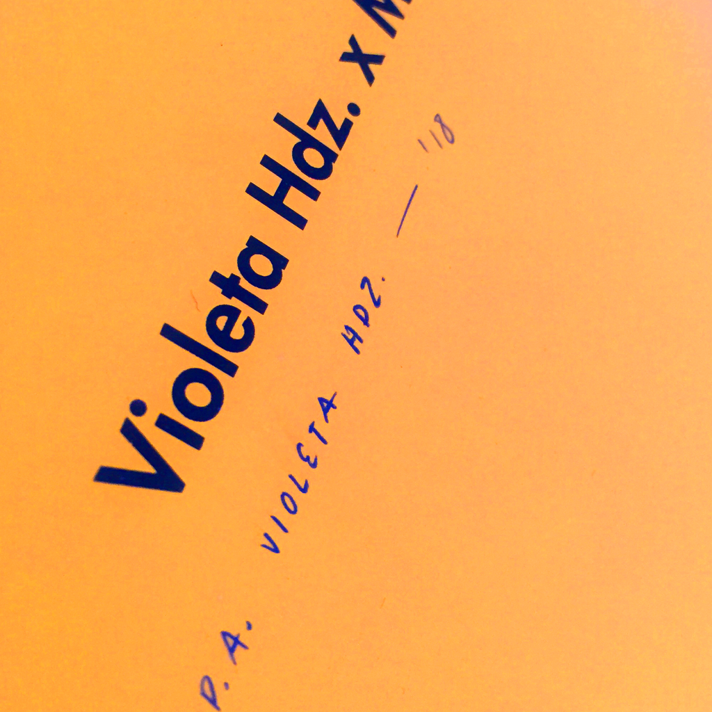 Arctic Monkeys sérigraphie (Manchester-1 2018) par Violeta Hernández ...